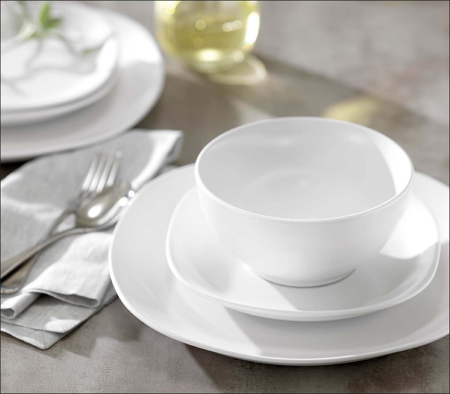 Alex Liddy Dinner Sets